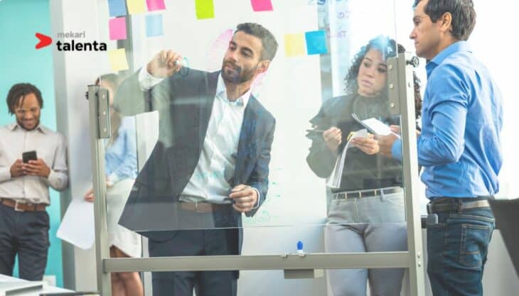 Ciri-ciri Kepemimpinan Transformasional dan Cara Kerjanya